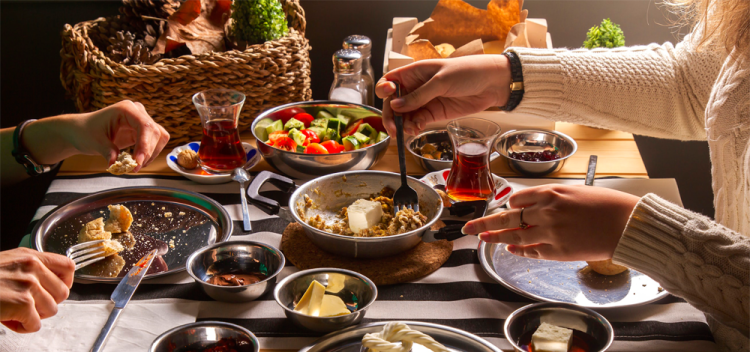 Baku Food Guide: What to Eat & How to Eat? – Baku Food and Wine Tours